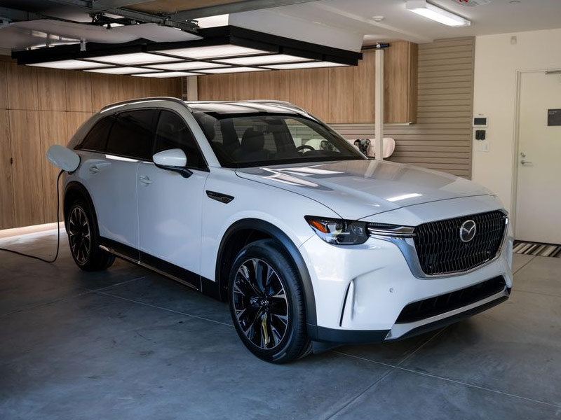 New 2025 Mazda CX-90 PHEV in Mississauga, ON